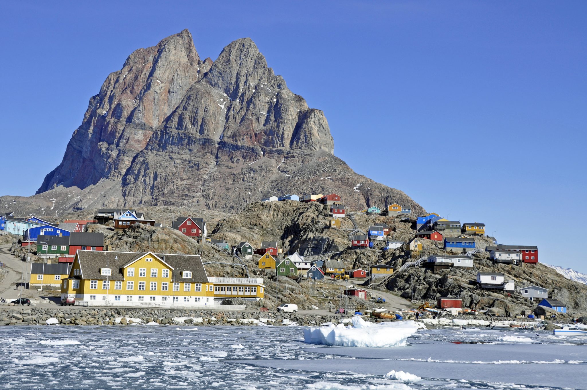 Ultimativ: Ein Besuch von Uummannaq im Norden von Grönland - Zinni auf ...